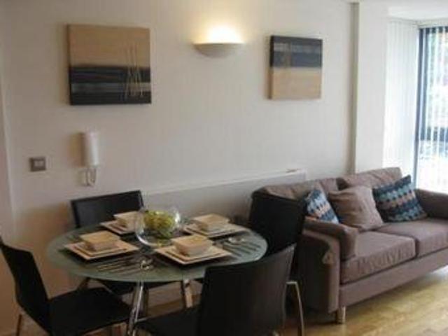 2 Bedrooms Flat for rent in 32 City Road East, Manchester M15