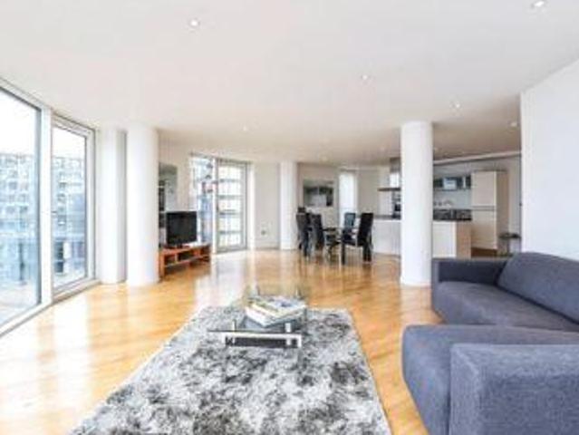 2 Bedrooms Flat for rent in 37 Millharbour, London E14