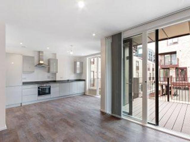 2 Bedrooms Flat for rent in 39 Gransden Avenue, London E8
