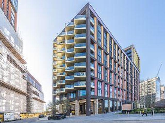 2 Bedrooms Flat for rent in 40 42 Ponton Road, London SW11