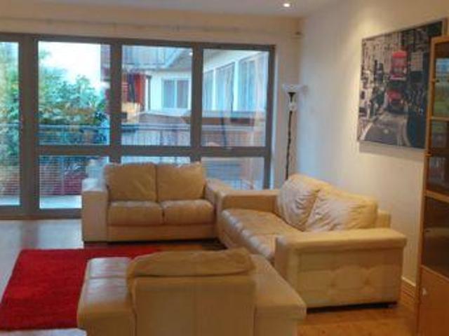 2 Bedrooms Flat for rent in 417 Wick Lane, London E3