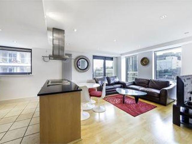 2 Bedrooms Flat for rent in 41 Millharbour, Canary Wharf, London E14