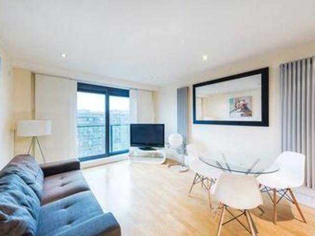 2 Bedrooms Flat for rent in 41 Millharbour, London E14