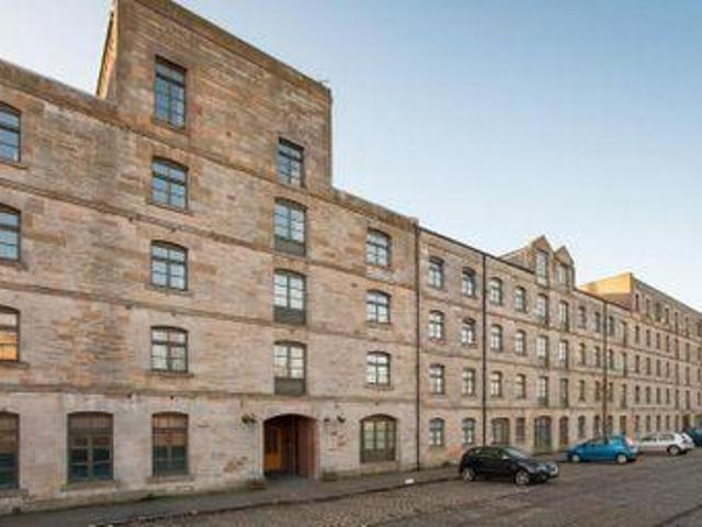 2 Bedrooms Flat for rent in 44 Commercial Street, Edinburgh EH6