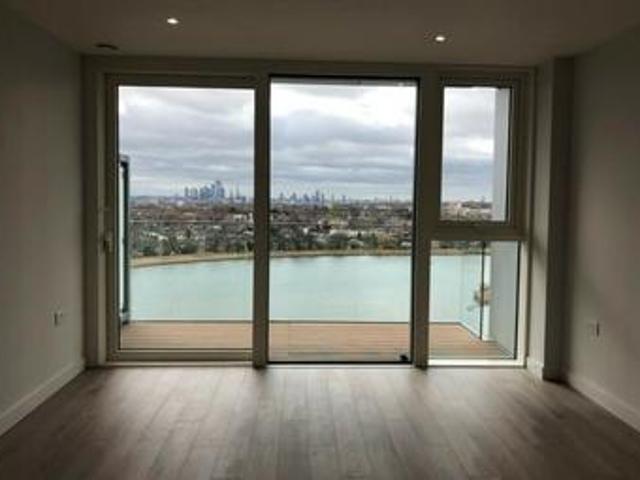 2 Bedrooms Flat for rent in 48 Newnton Close, London N4