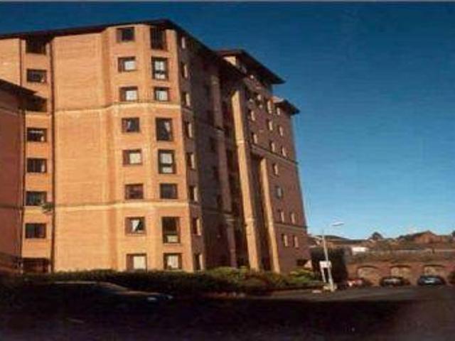 2 Bedrooms Flat for rent in 4 Parsonage Square, Glasgow G4