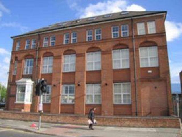 2 Bedrooms Flat for rent in 6 8 Fosse Road North, Leicester LE3