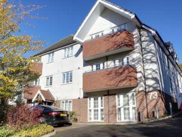 2 Bedrooms Flat for rent in 73 Croham Road, South Croydon CR2