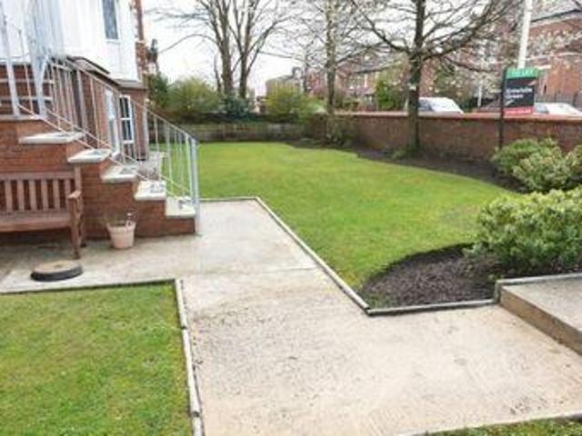 2 Bedrooms Flat for rent in 85 Liverpool Road, Southport PR8