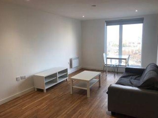 2 Bedrooms Flat for rent in 8 Elmira Way, Salford Quays M5