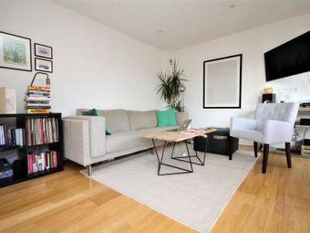 2 Bedrooms Flat for rent in 94 Banner Street, London EC1Y