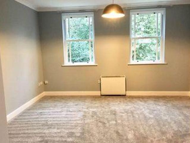 2 Bedrooms Flat for rent in 99 Gough Road, Edgbaston, Birmingham B15