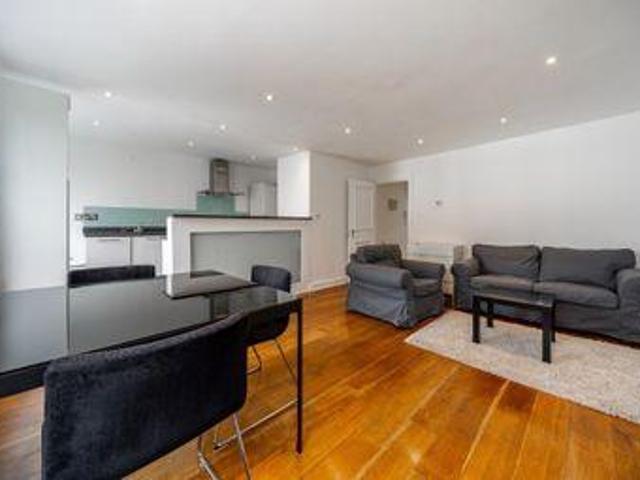 2 Bedrooms Flat for rent in Courtfield Gardens, London SW5