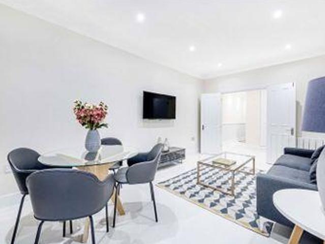 2 Bedrooms Flat for rent in Courtfield Gardens, South Kensington, London SW5