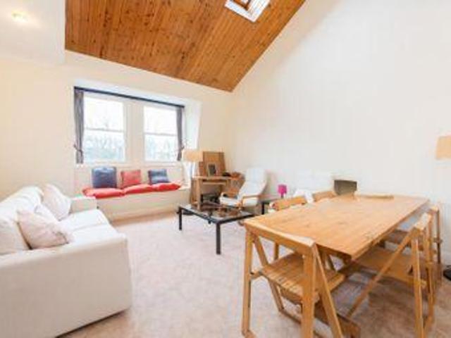 2 Bedrooms Flat for rent in Courtfield Road, South Kensington, London SW7