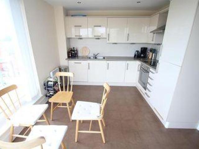 2 Bedrooms Flat for rent in Coxhill Way, Aylesbury HP21