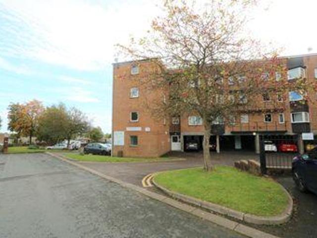 2 Bedrooms Flat for rent in Coed Edeyrn, Llanedeyrn, Cardiff CF23