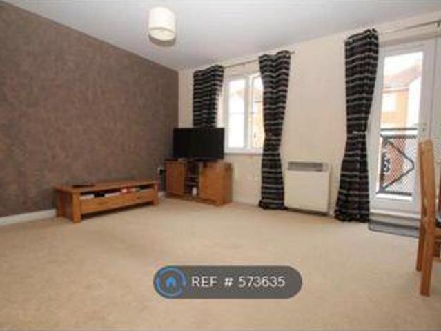 2 Bedrooms Flat for rent in Colchester, Colchester CO4