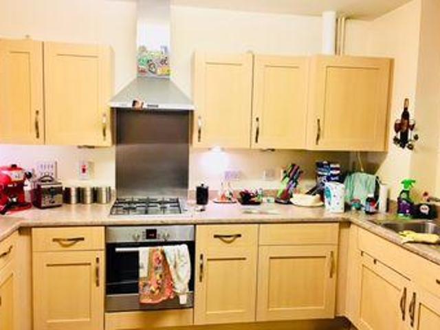 2 Bedrooms Flat for rent in Coldharbour Lane, Hayes UB3