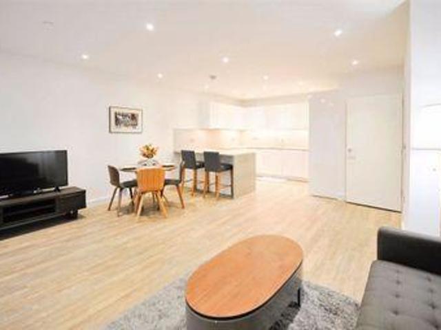 2 Bedrooms Flat for rent in Collet House, Vauxhall SW8