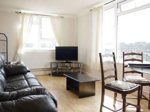 2 Bedrooms Flat for rent in College Court, Hayle Rd, Maidstone ME15