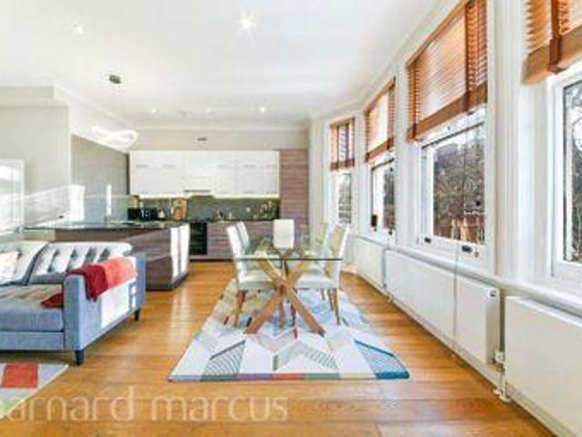 2 Bedrooms Flat for rent in Collingham Gardens, London SW5