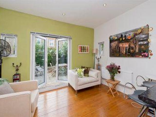2 Bedrooms Flat for rent in Colwith Road, Hammersmith, London W6