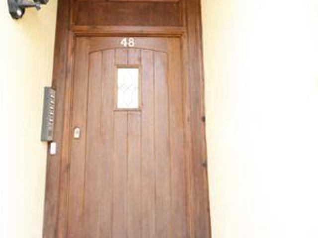 2 Bedrooms Flat for rent in Colum Road, Cathays, Cardiff CF10