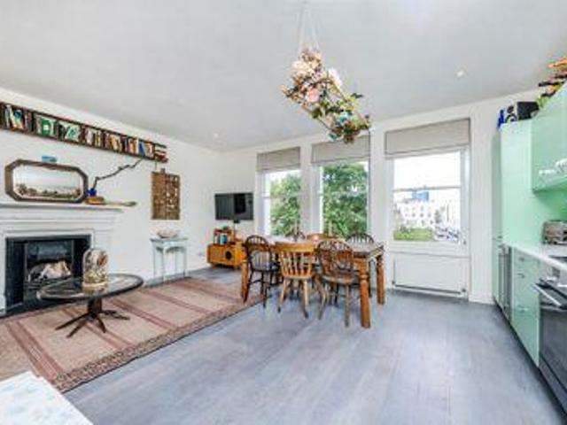 2 Bedrooms Flat for rent in Colville Terrace, Notting Hill W11