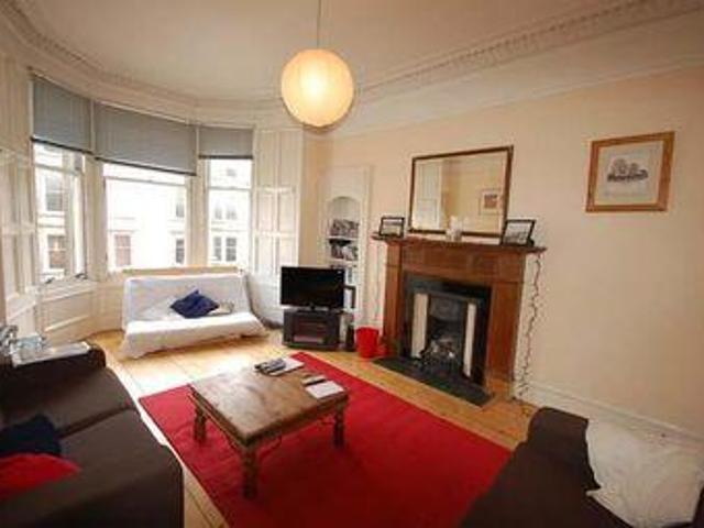 2 Bedrooms Flat for rent in Comely Bank Avenue, Edinburgh EH4