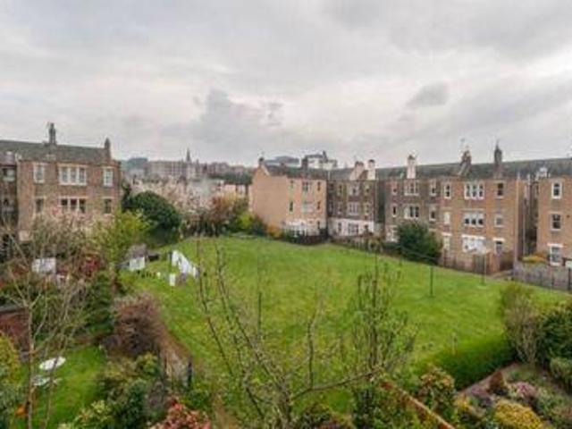 2 Bedrooms Flat for rent in Comely Bank Road, Comely Bank, Edinburgh EH4