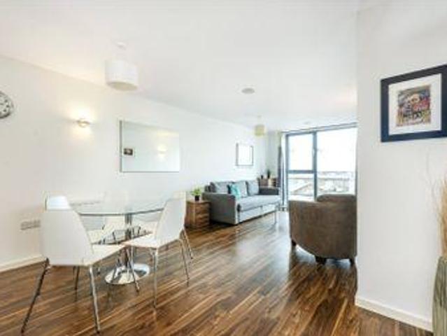 2 Bedrooms Flat for rent in Commercial Road, Limehouse E1