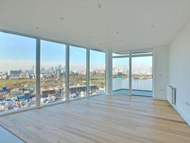 2 Bedrooms Flat for rent in Coneybear Point, 10 Peartree Way, London SE10