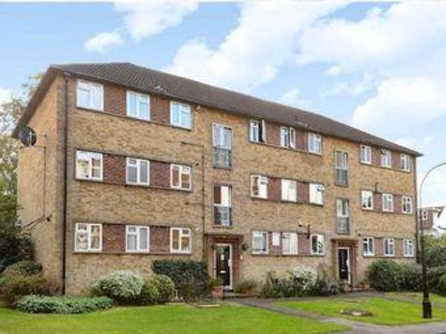 2 Bedrooms Flat for rent in Conley Hatch Lane, Muswell Hill N10