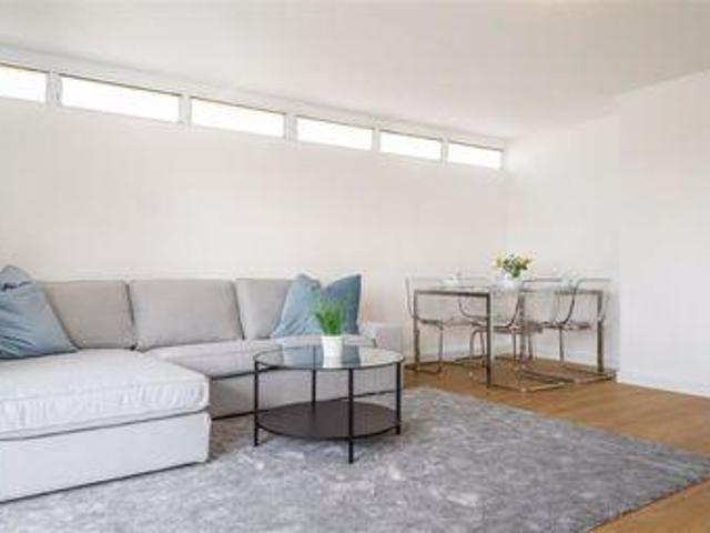 2 Bedrooms Flat for rent in Consort House, Queensway, Queensway, London W2