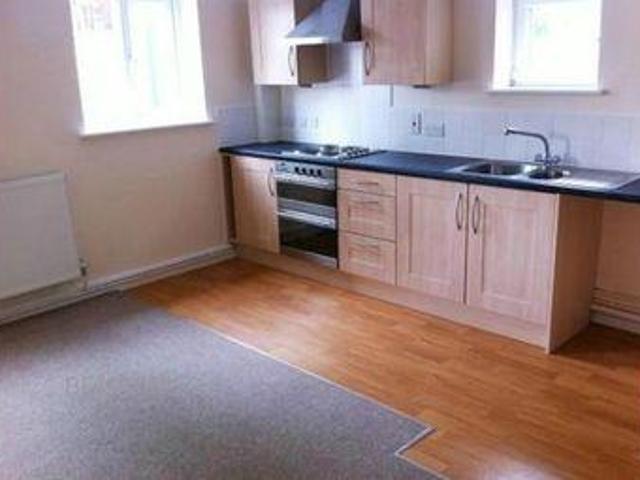 2 Bedrooms Flat for rent in Conway Close, St Anns, Nottingham NG3