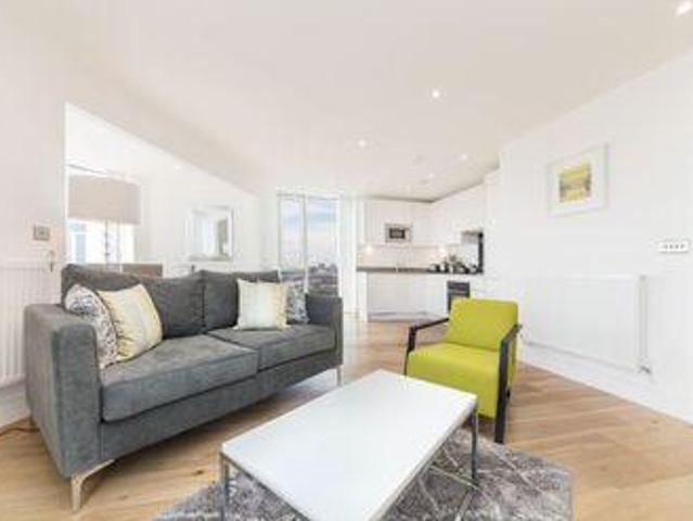 2 Bedrooms Flat for rent in Cooks Road, London E15