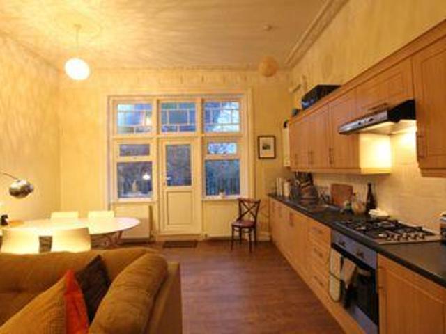 2 Bedrooms Flat for rent in Coolhurst Road, London N8