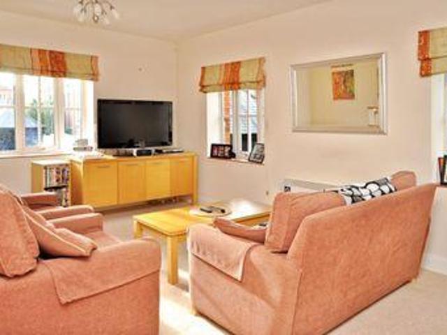 2 Bedrooms Flat for rent in Coopers Lane, Abingdon, Oxon OX14