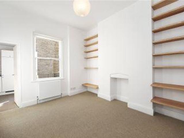 2 Bedrooms Flat for rent in Cornwall Crescent, London W11