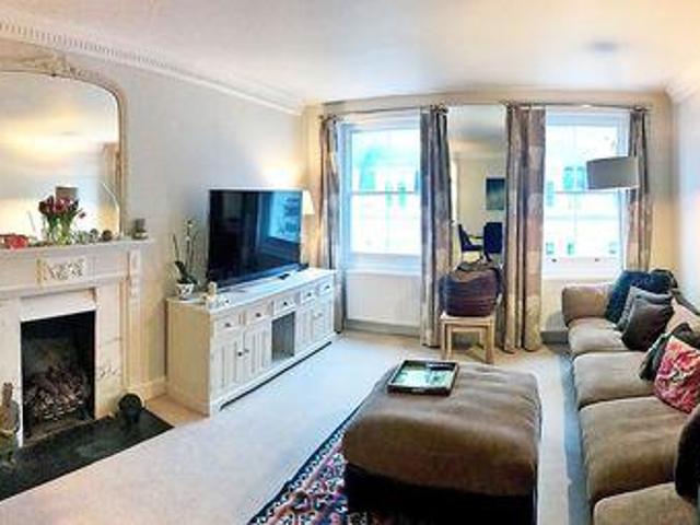 2 Bedrooms Flat for rent in Cornwall Gardens, Kensington, London SW7