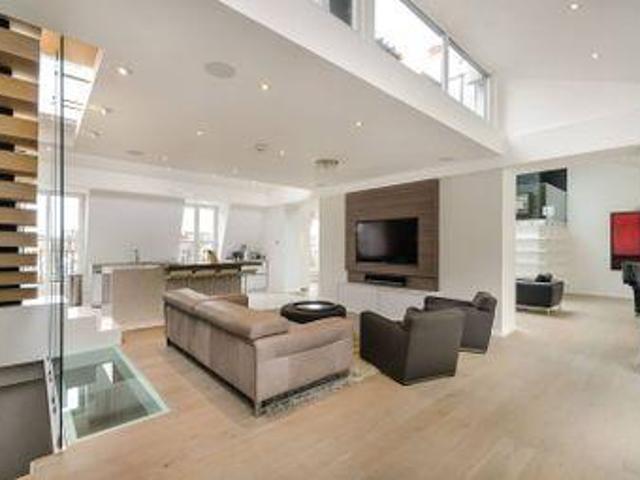 2 Bedrooms Flat for rent in Cornwall Gardens, South Kensington SW7