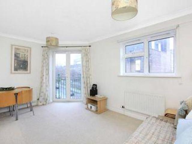 2 Bedrooms Flat for rent in Cornwall Square, Kennings Way, London SE11