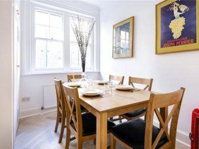 2 Bedrooms Flat for rent in Cathedral Mansions, Vauxhall Bridge Road, London SW1V