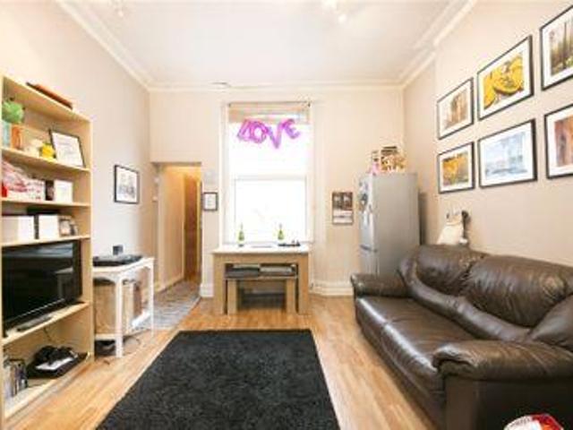 2 Bedrooms Flat for rent in Caledonian Road, Kings Cross, London N1