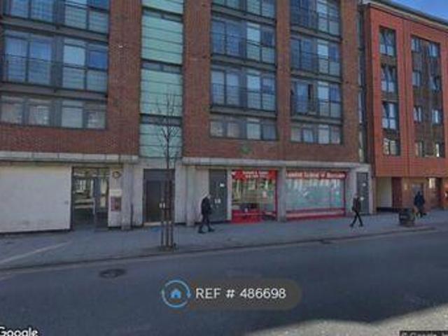 2 Bedrooms Flat for rent in Caledonian Road, London N7