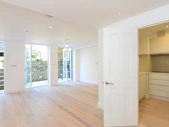 2 Bedrooms Flat for rent in Calvert Street, Primrose Hill NW1
