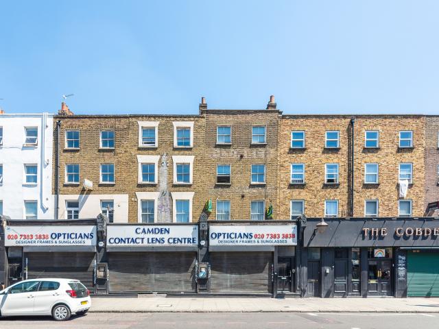 2 Bedrooms Flat for Rent in Camden High Street | Foxtons