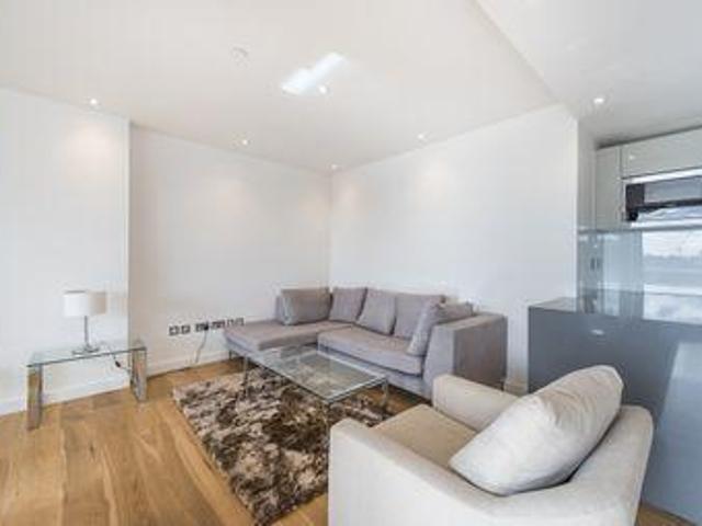 2 Bedrooms Flat for rent in Camley Street, London N1C