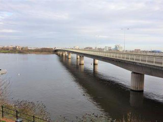 2 Bedrooms Flat for rent in Campbell Drive, Cardiff CF11